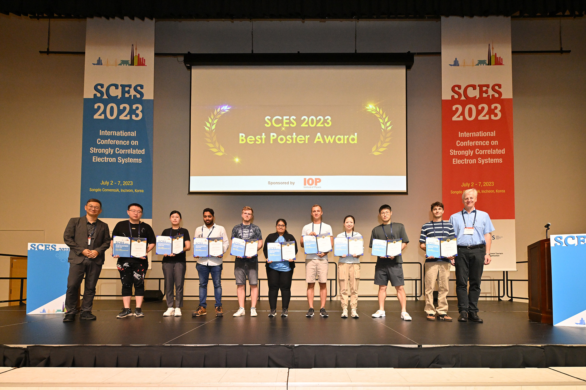 2023SCES最佳海报奖!-复旦大学复杂量子材料与其微结构研究组